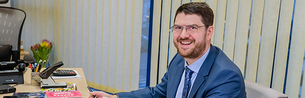 George Calinescu pianifica un nuovo passo nel viaggio dell'Assemblea ...